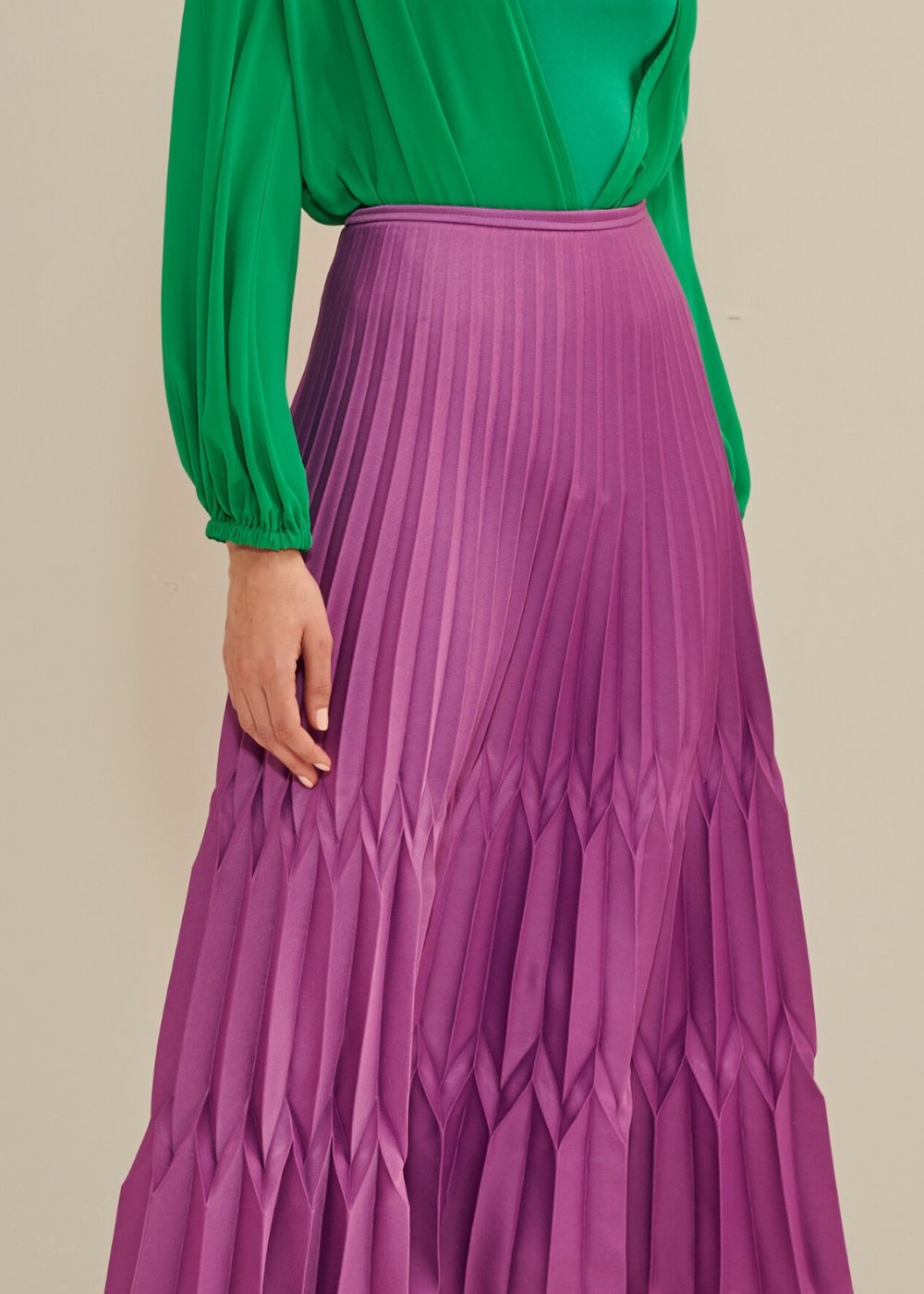 Saia maxi midi plissada - Saia maxi midi plissada - ALPHORRIA